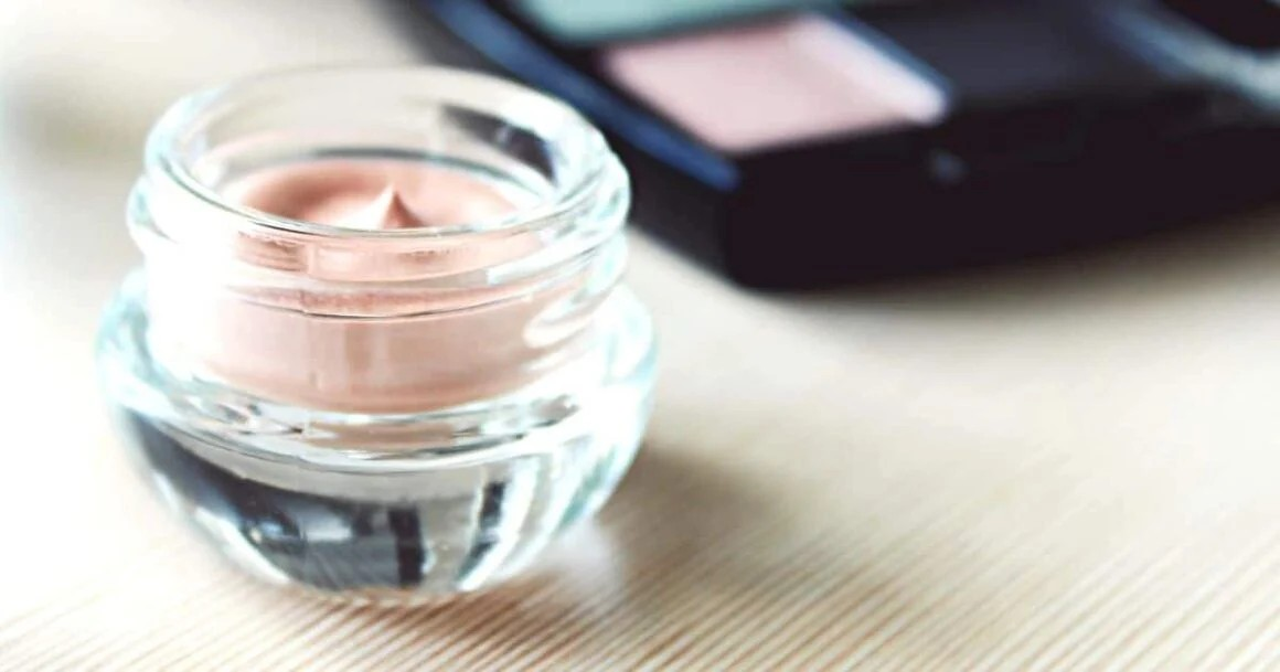 The Best Eye Primer For Mature Skin Over 40 - Hi Forties